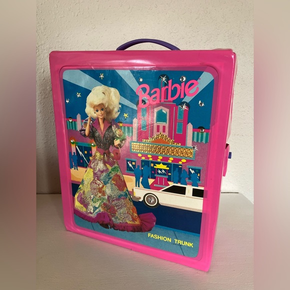 Mattel | Toys | Vintage Barbie Fashion Trunk 992 | Poshmark